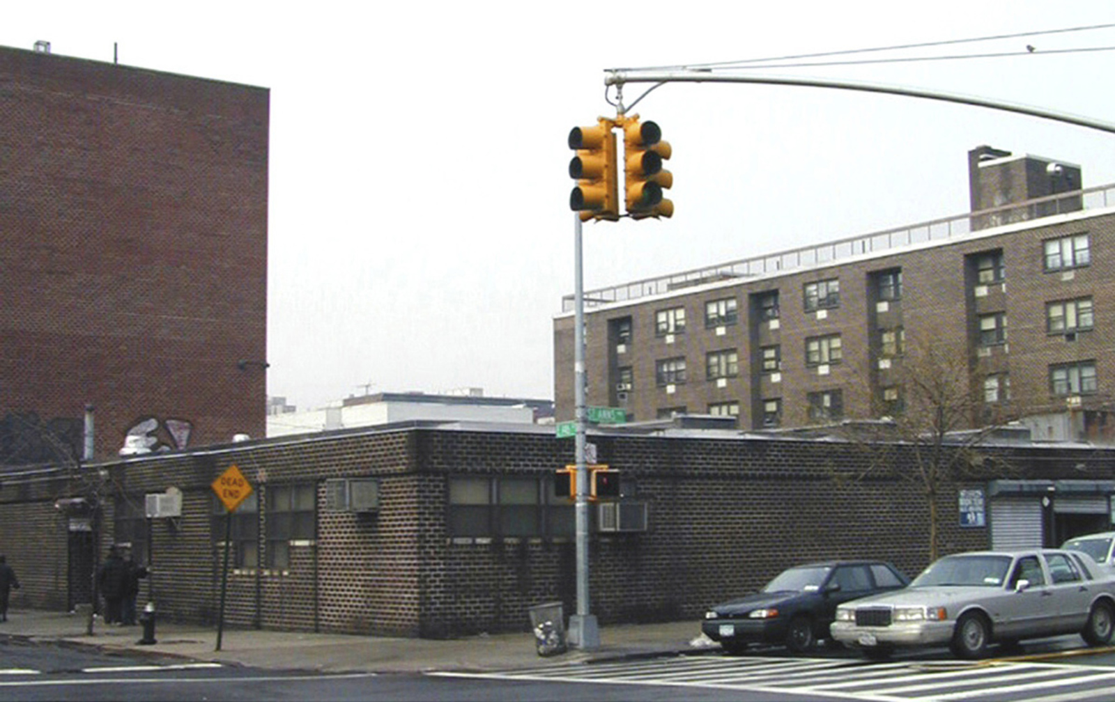 Stephen Yablon Architecture - Betances Community Center
